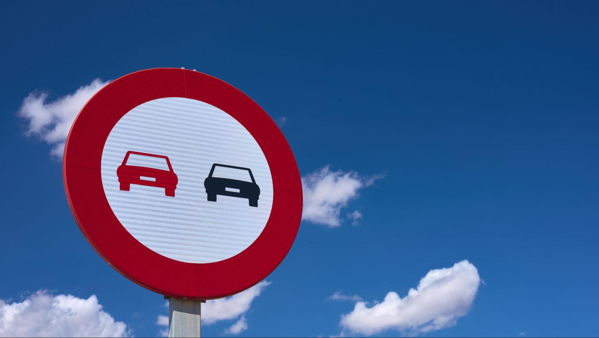 Crucial Road Traffic Rules and Safety Measures in Singapore [2025]